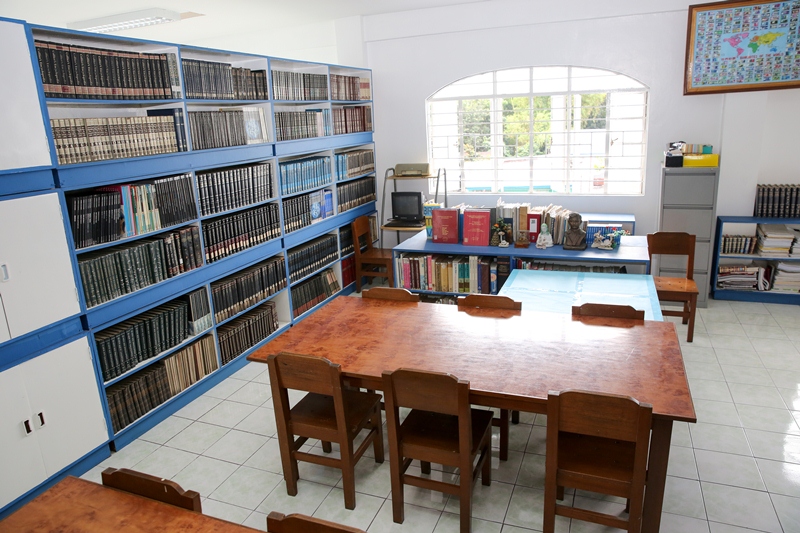 Rizal Provincial Library